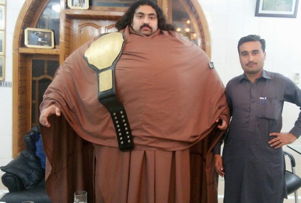 Asian Express Newspaper - FACT OR JUST FAT? ‘Pakistan Hercules’ aspires ...