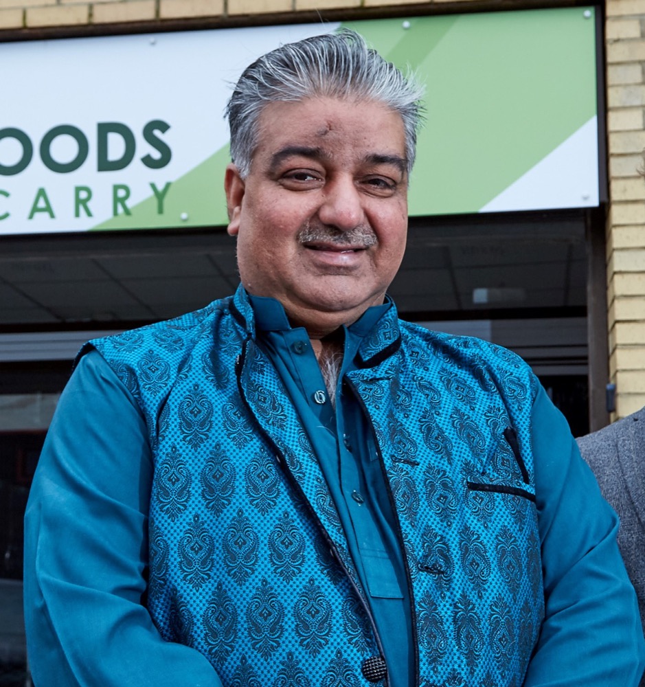 Asian Express Newspaper - Top Man: Saleem Akhtar awarded prestigious ...