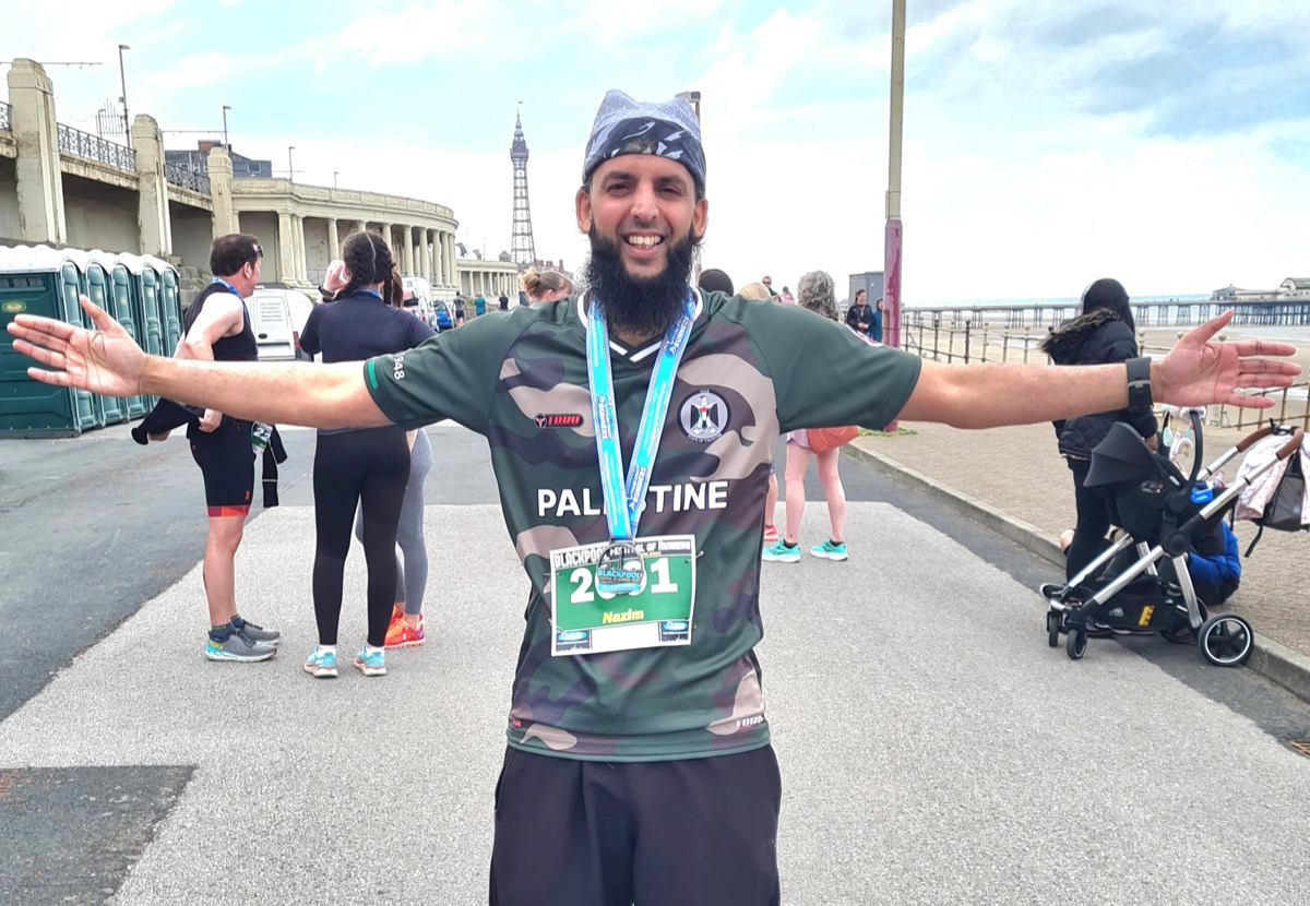 Asian Express Newspaper - RELENTLESS: Despite injury, ‘Ramadan Runner ...