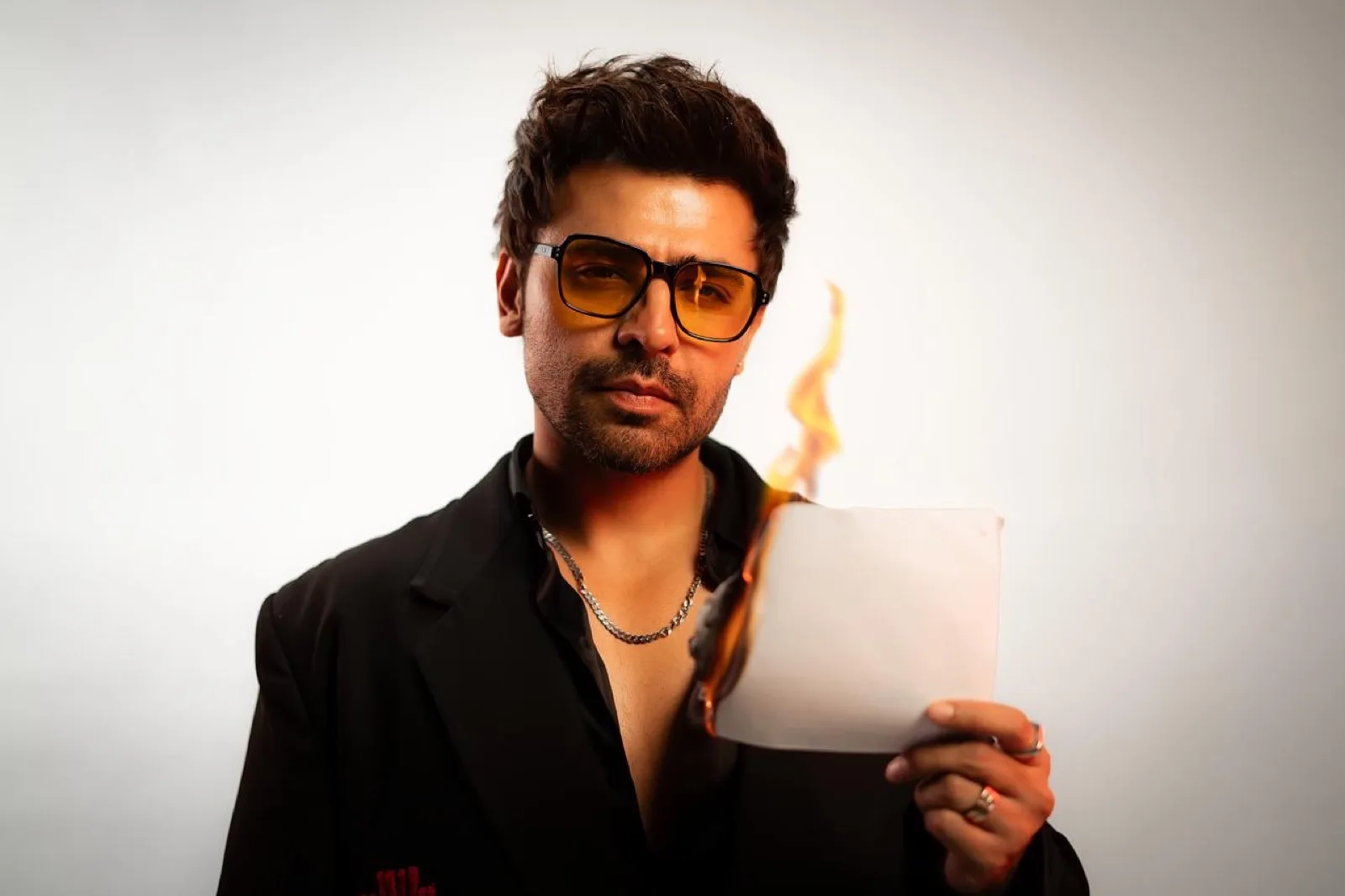 Asian Express Newspaper - Farhan Saeed: “Khat is me returning to the ...